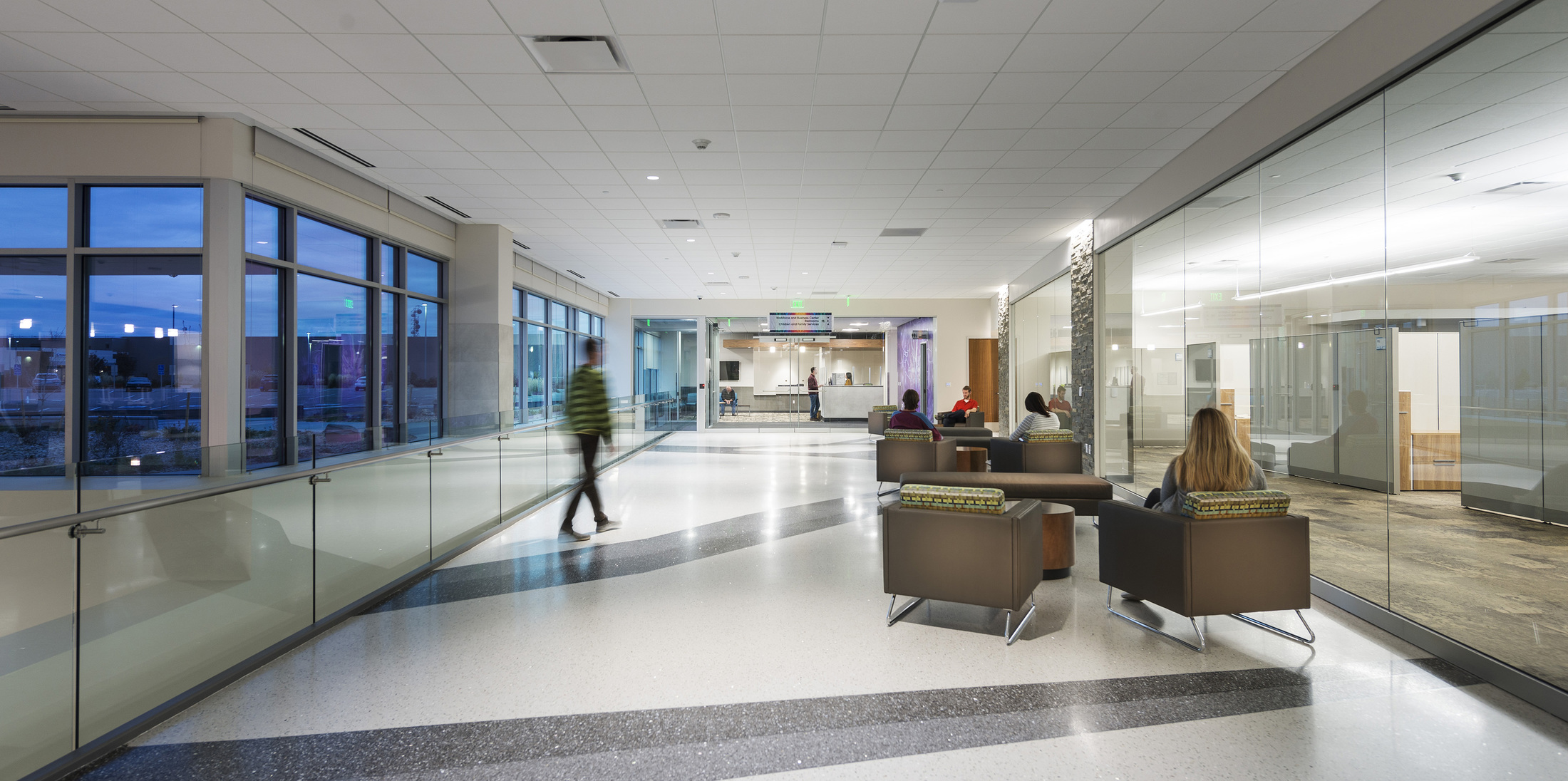 The Art of Space Programming for Public Workplaces - DLR Group