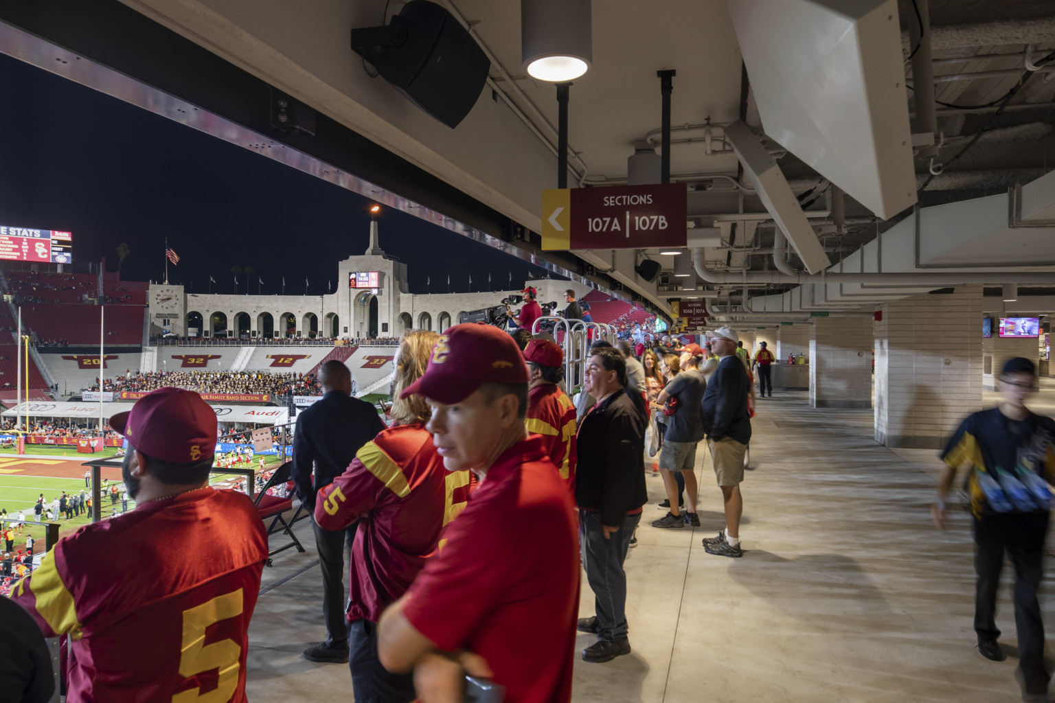 Los Angeles Memorial Coliseum Dlr Group