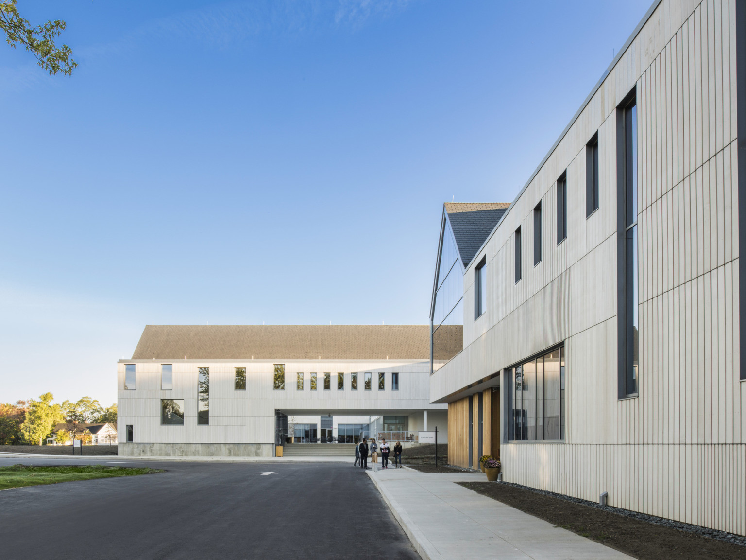 Hawken School Stirn Hall - DLR Group